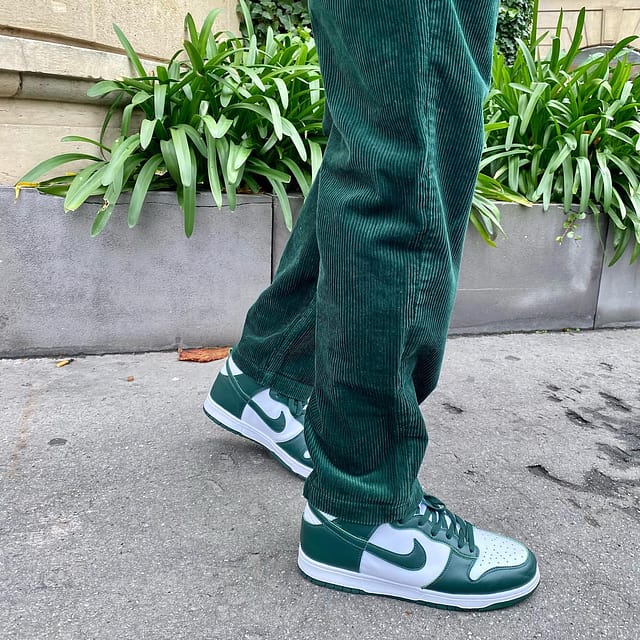 Nike Dunk Low Spartan Green 48h Delivery